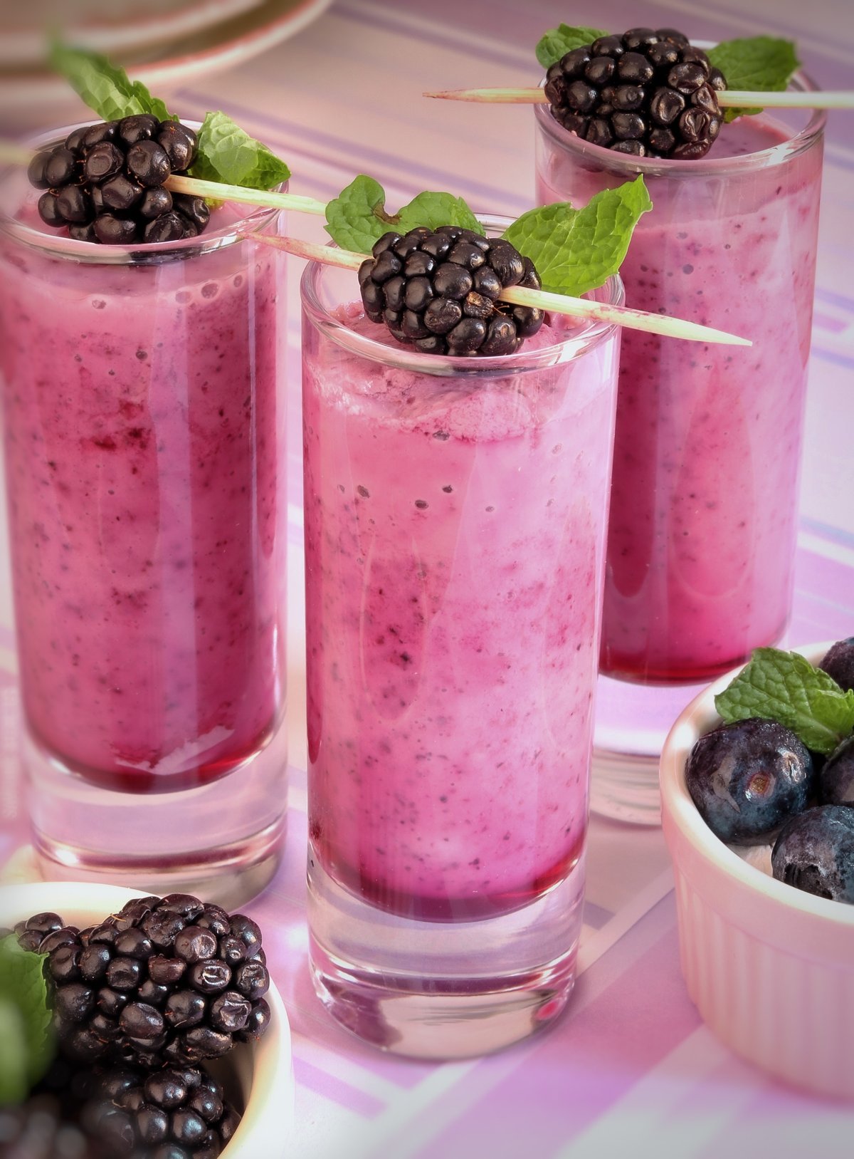 10 Best Celery Smoothies – WeirdSmoothies.com